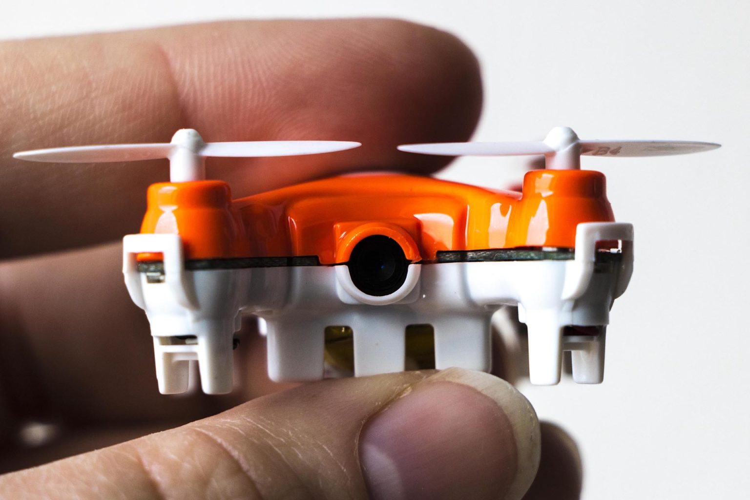 Review: TRNDlabs Skeye Nano Drone with Camera - GadgetGear.nl