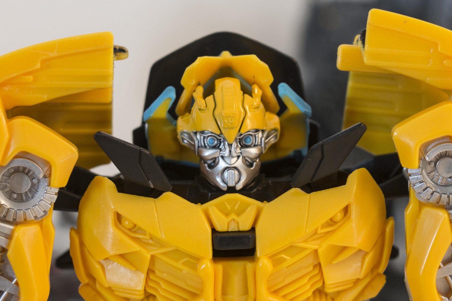 Review: Hasbro Transformers Turbo Charger - GadgetGear.nl