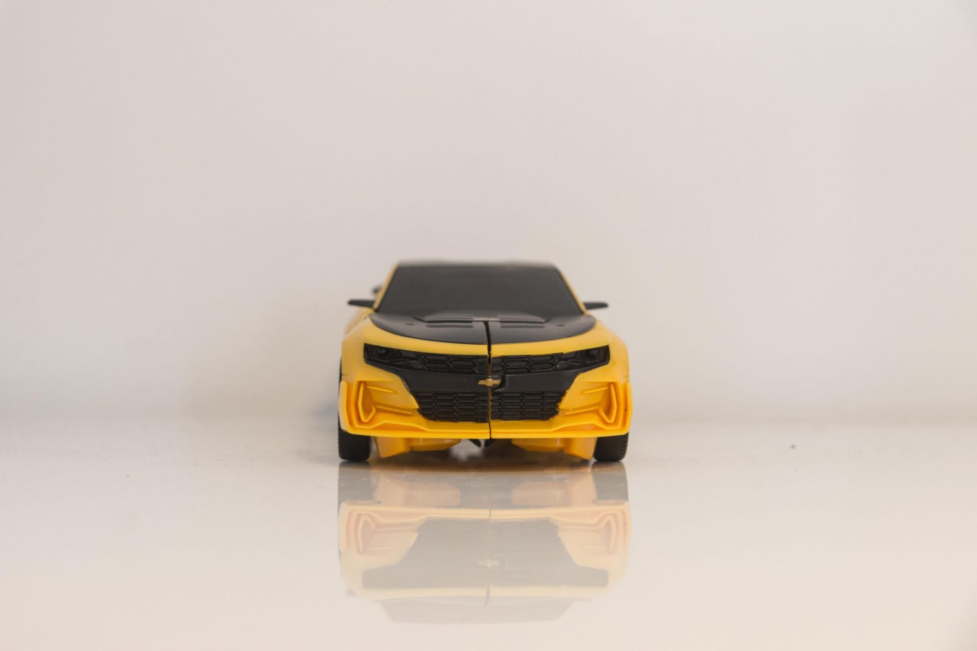 Review: Hasbro Transformers Turbo Charger - GadgetGear.nl