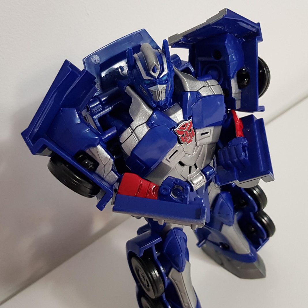 Review: Transformers Allspark Tech Starter Pack Shadow Spark Optimus ...