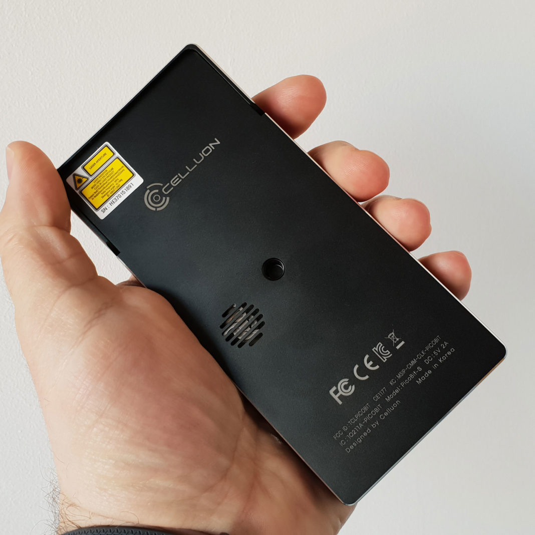Review: Celluon Picobit-S (mini laser beamer) - GadgetGear.nl
