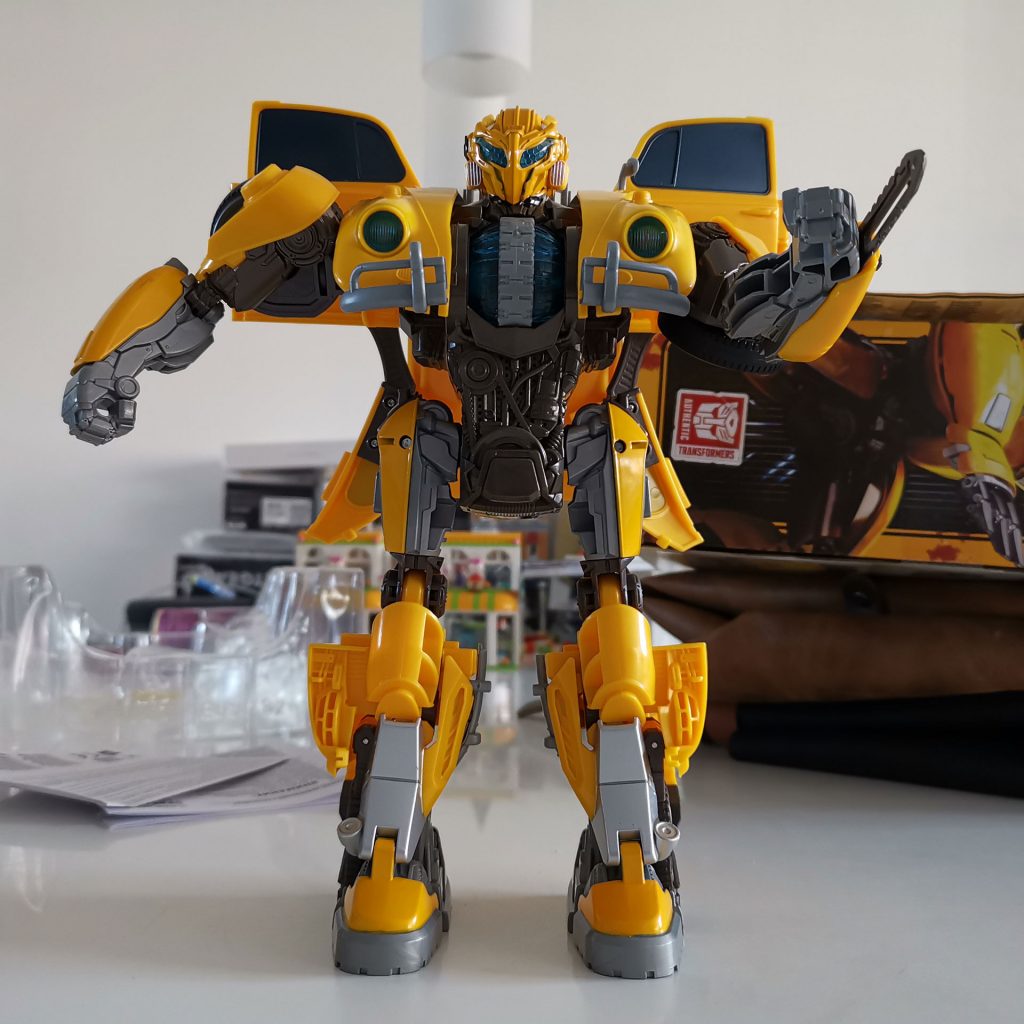 Review: Transformers Power Charge Bumblebee - GadgetGear.nl
