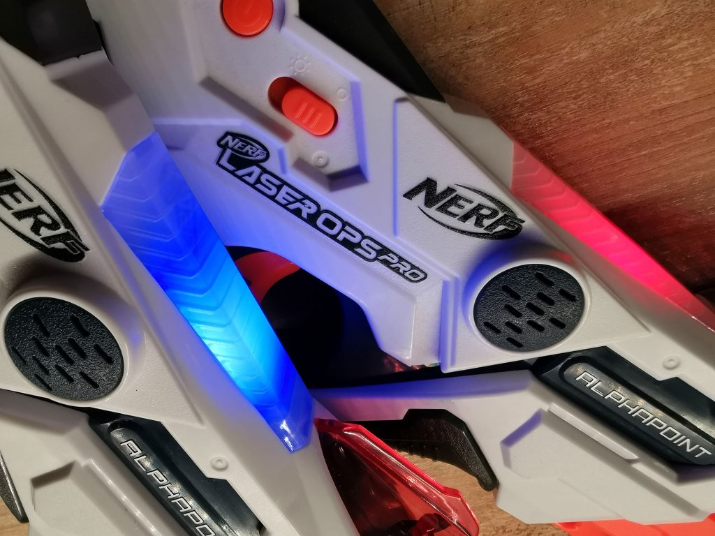 Review: Nerf Laser Ops Pro Alphapoint (lasergamen voor thuis ...