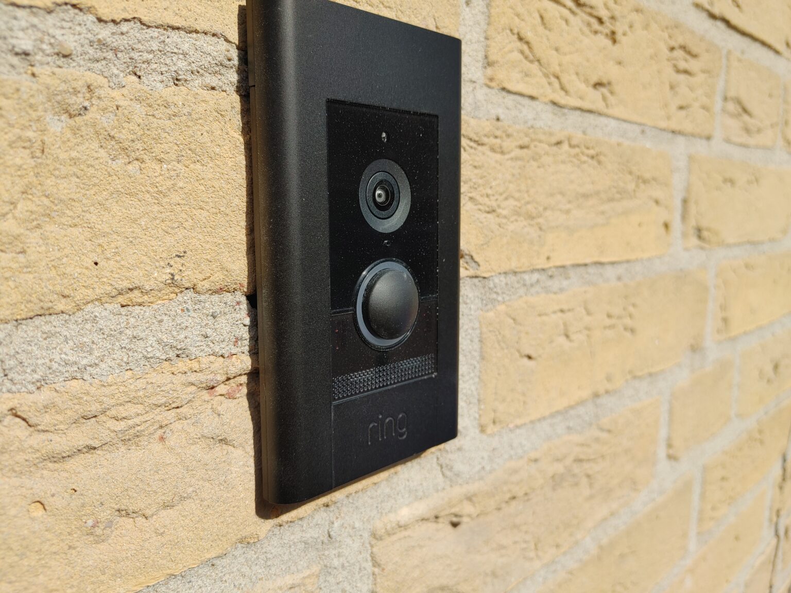 Review: Ring Elite (PoE Videodeurbel) - GadgetGear.nl